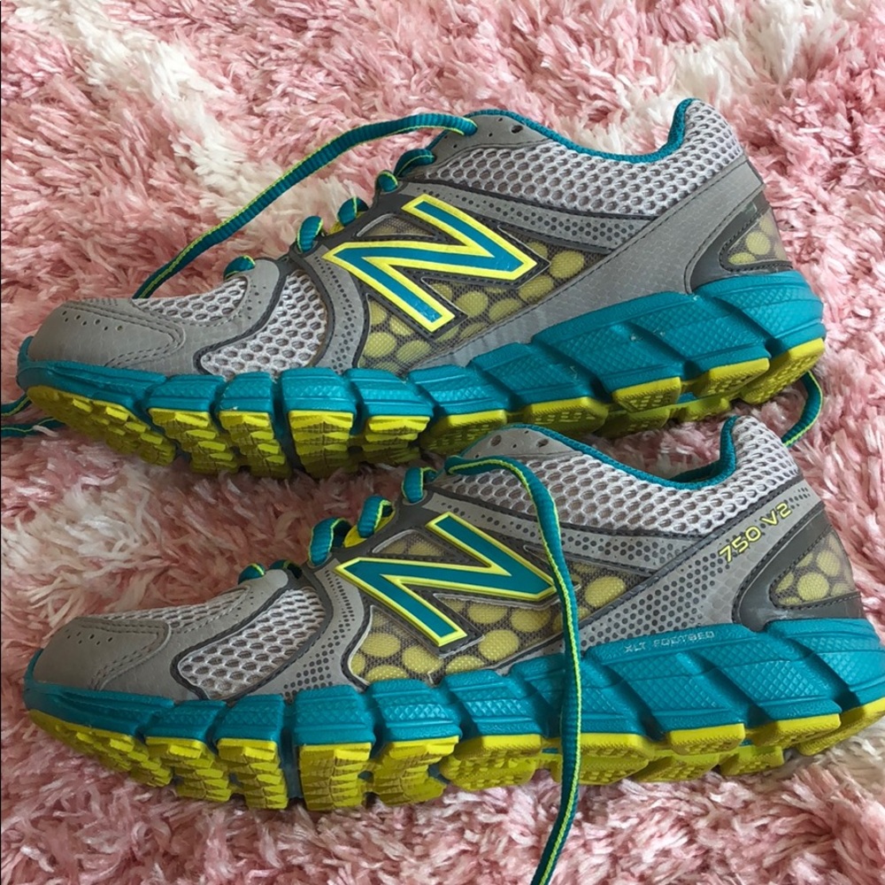 New Balance 750v2 Running Shoe - Gem